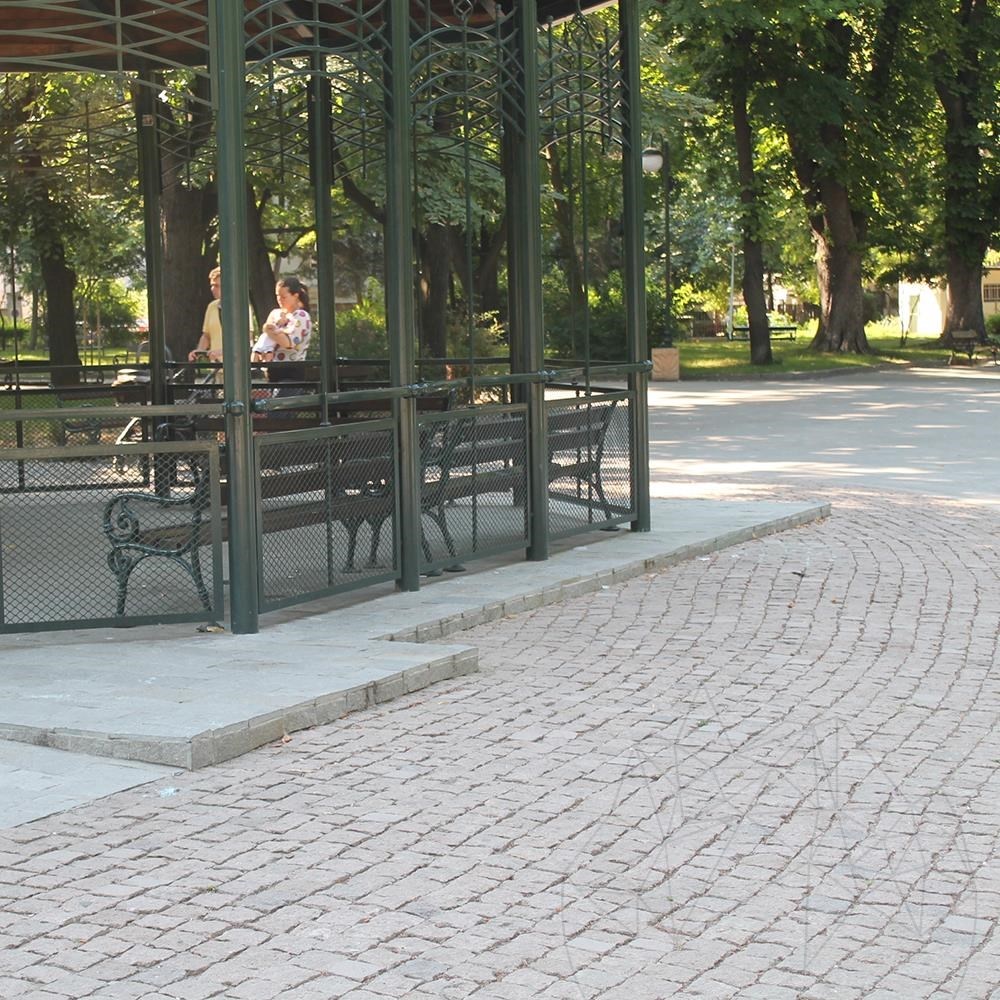 Rosso Italia (Porphyry) Riven Andesite Cobblestone, 10 x 10 x 5 cm ...