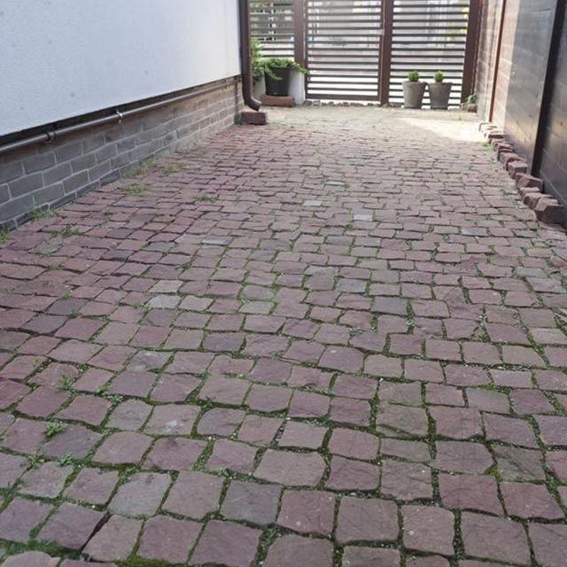 Red Vidin Sandstone Splitface Cobblestone - Piatraonline UK