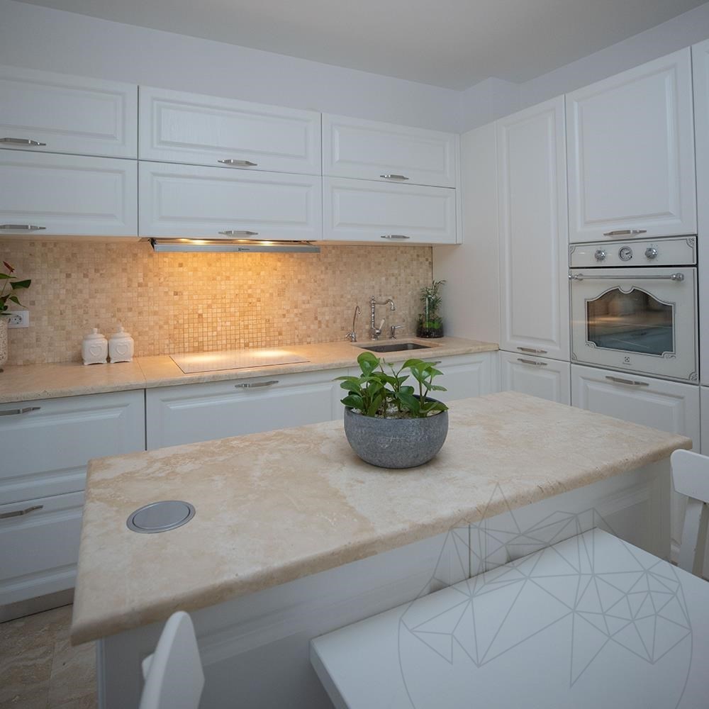 Classic Cross Cut Travertine Polished Countertop 250 x 65 x 3cm ...